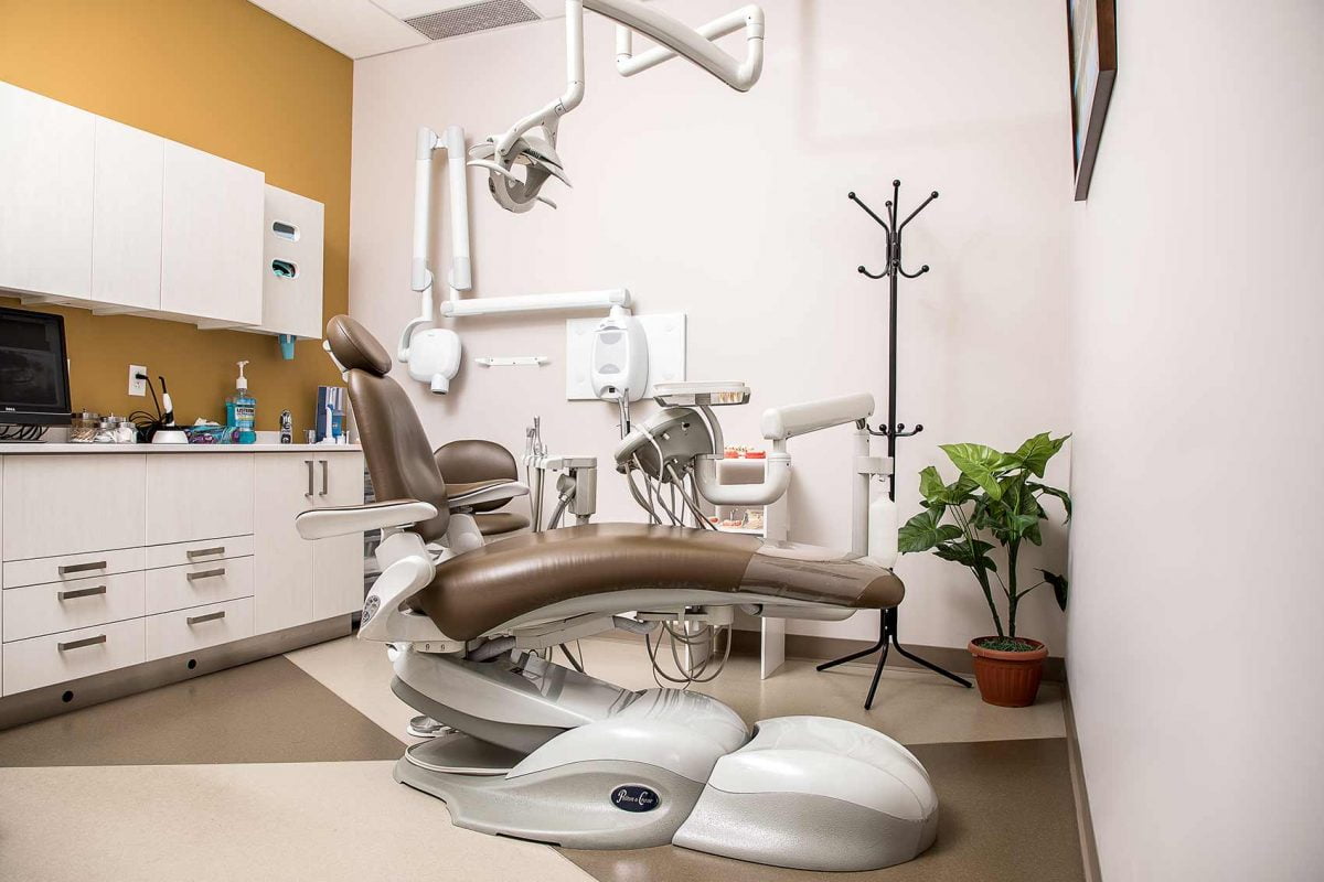 Dentiste à Laval | Bienvenue à la Clinique Dentaire Saba